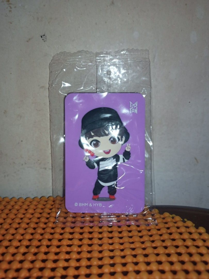 Tinytan virginia ref magnet on Carousell