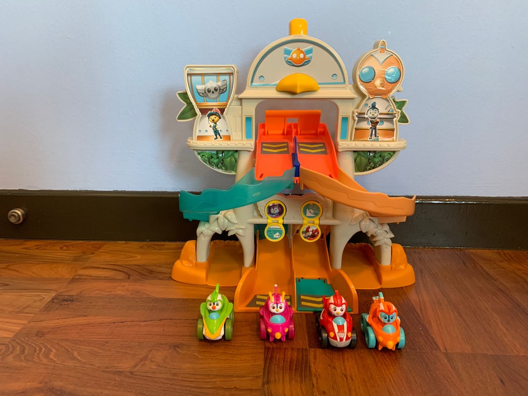 Top Wings + Mission Ready Track, Hobbies & Toys, Toys & Games on Carousell