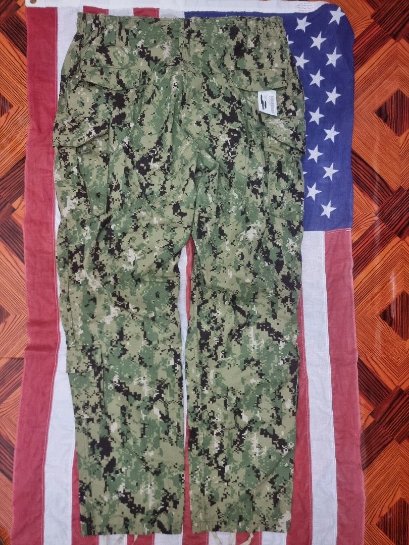 Us navy AOR pant type III, Men's Fashion, Bottoms, Trousers on Carousell
