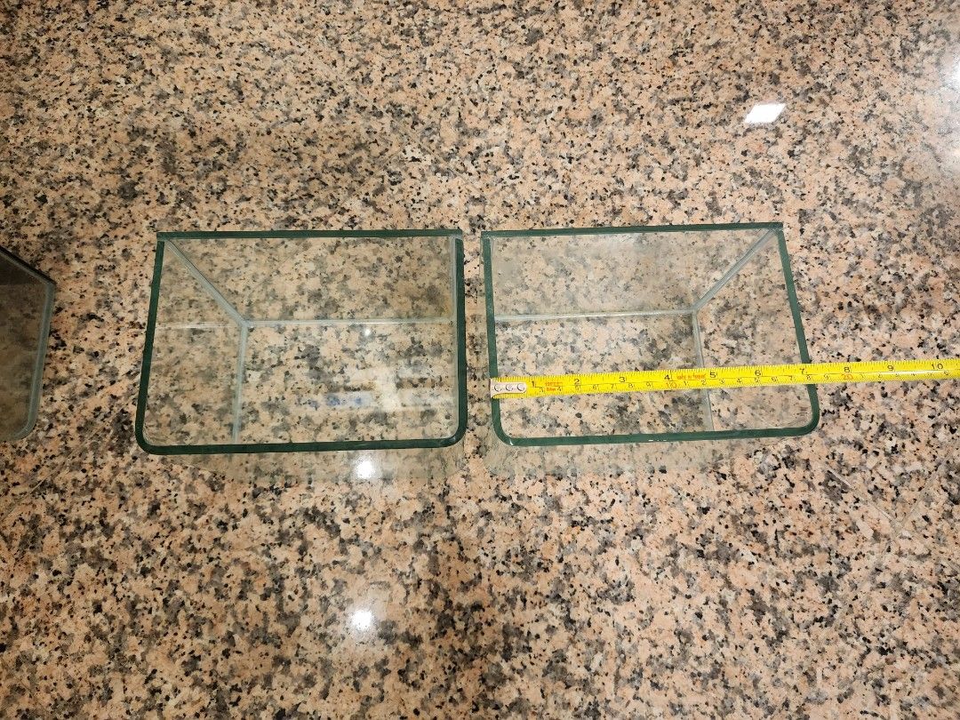 Cheap Clearance! Used Fish tanks of different sizes, Pet Supplies ...