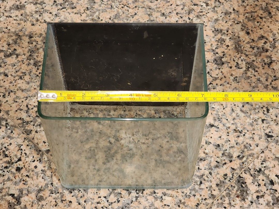 Cheap Clearance! Used Fish tanks of different sizes, Pet Supplies ...