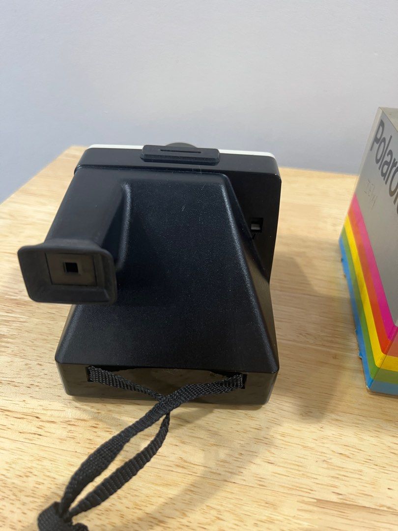 Vintage Polaroid Land Camera 1000, Photography, Cameras on Carousell