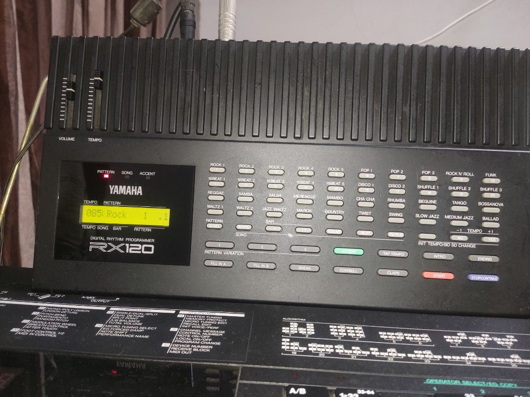 Yamaha RX120 Drum Machine, Hobbies & Toys, Music & Media, Musical ...