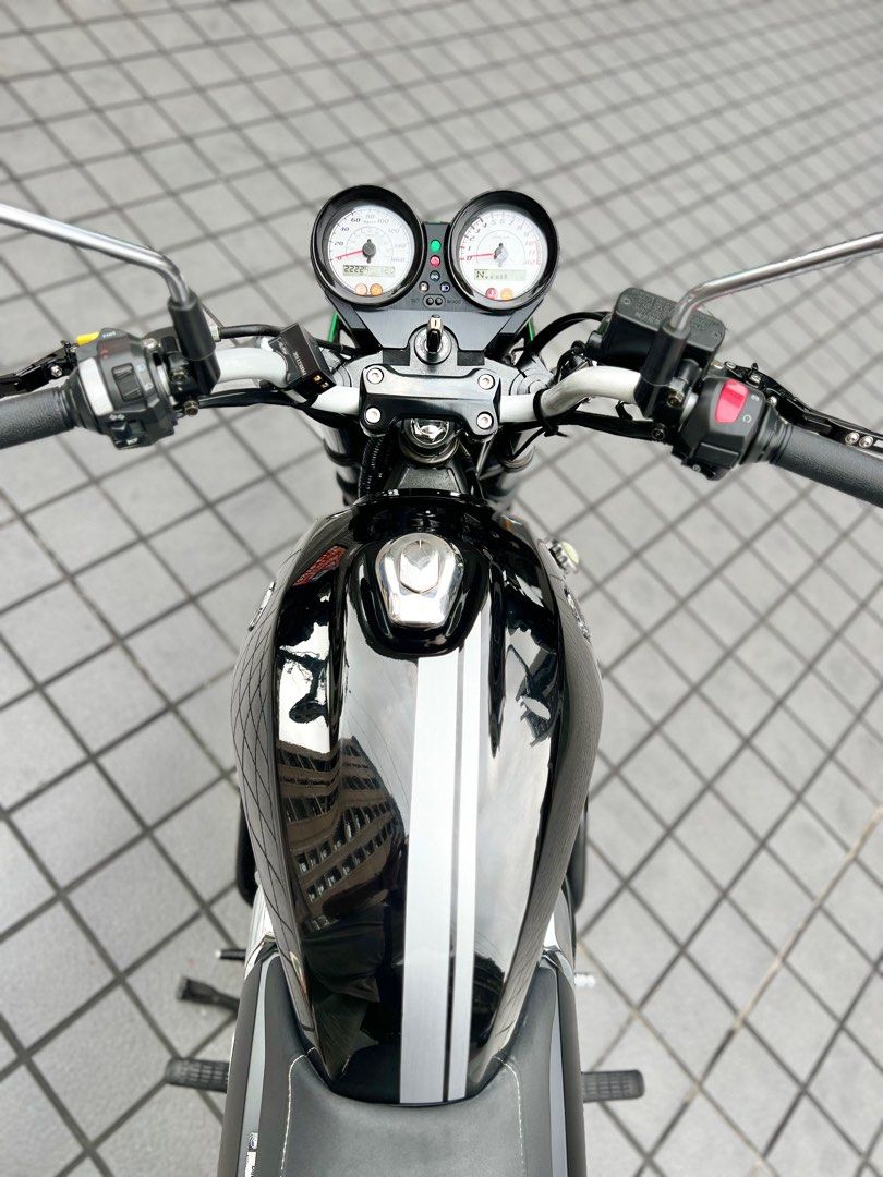 2018/19年 三陽 SYM SB300 ABS 一手車, 機車, 重機在旋轉拍賣