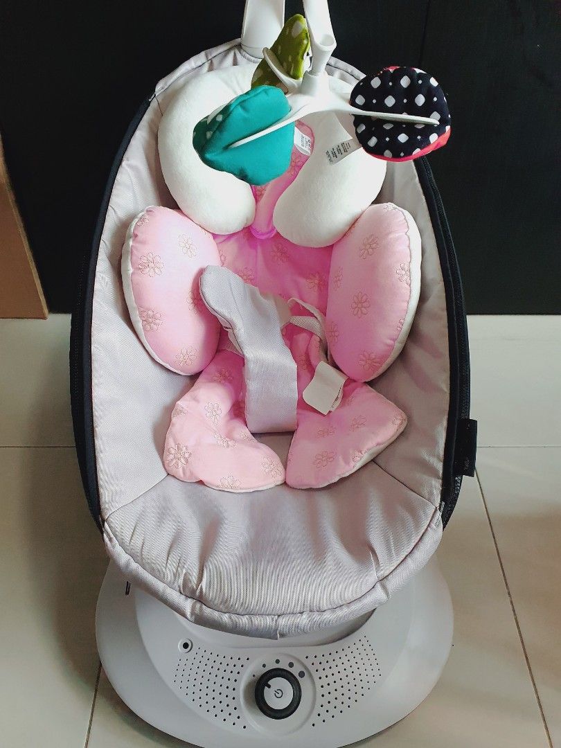 4 Moms RockaRoo Baby Rocker, Babies & Kids, Baby Nursery & Kids ...