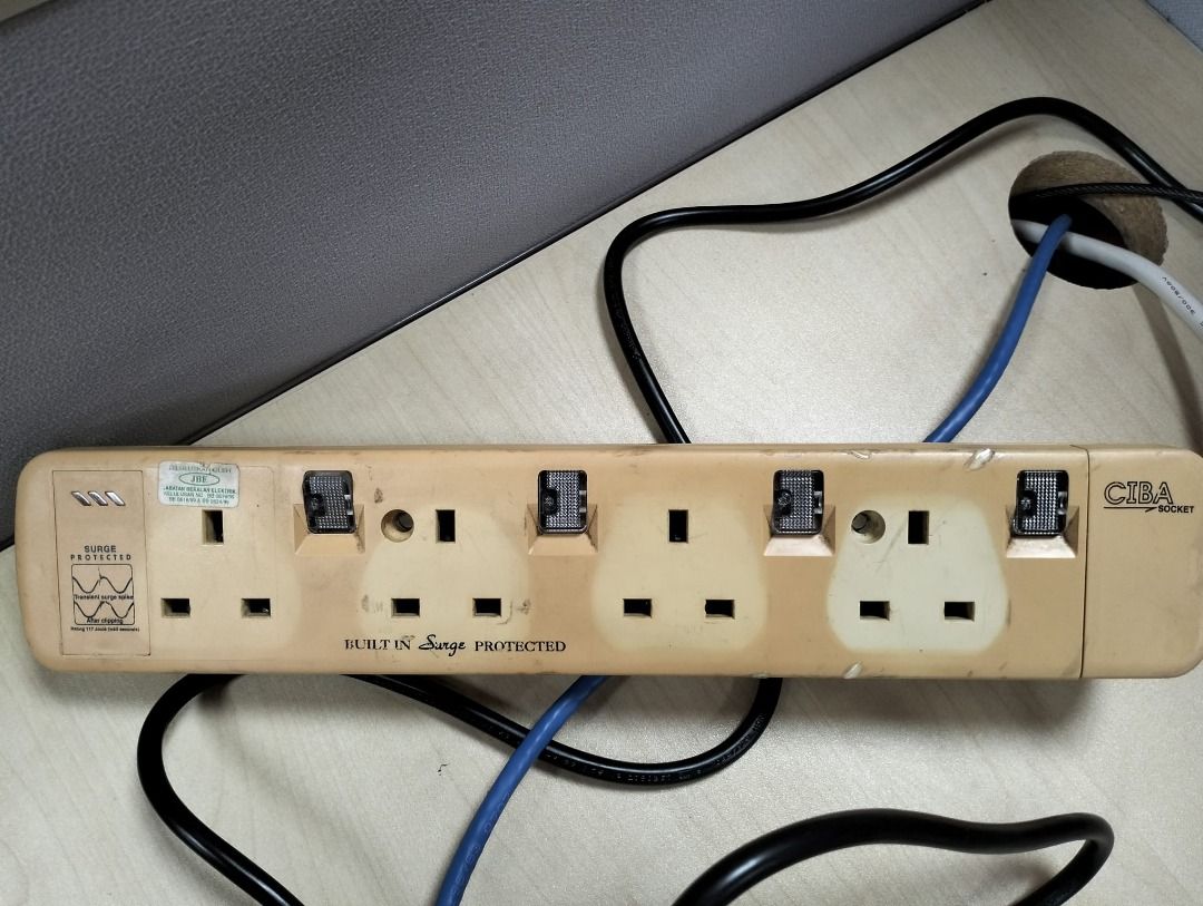 4 Way Gang Electrical Socket, TV & Home Appliances, Electrical, Adaptors & Sockets on Carousell
