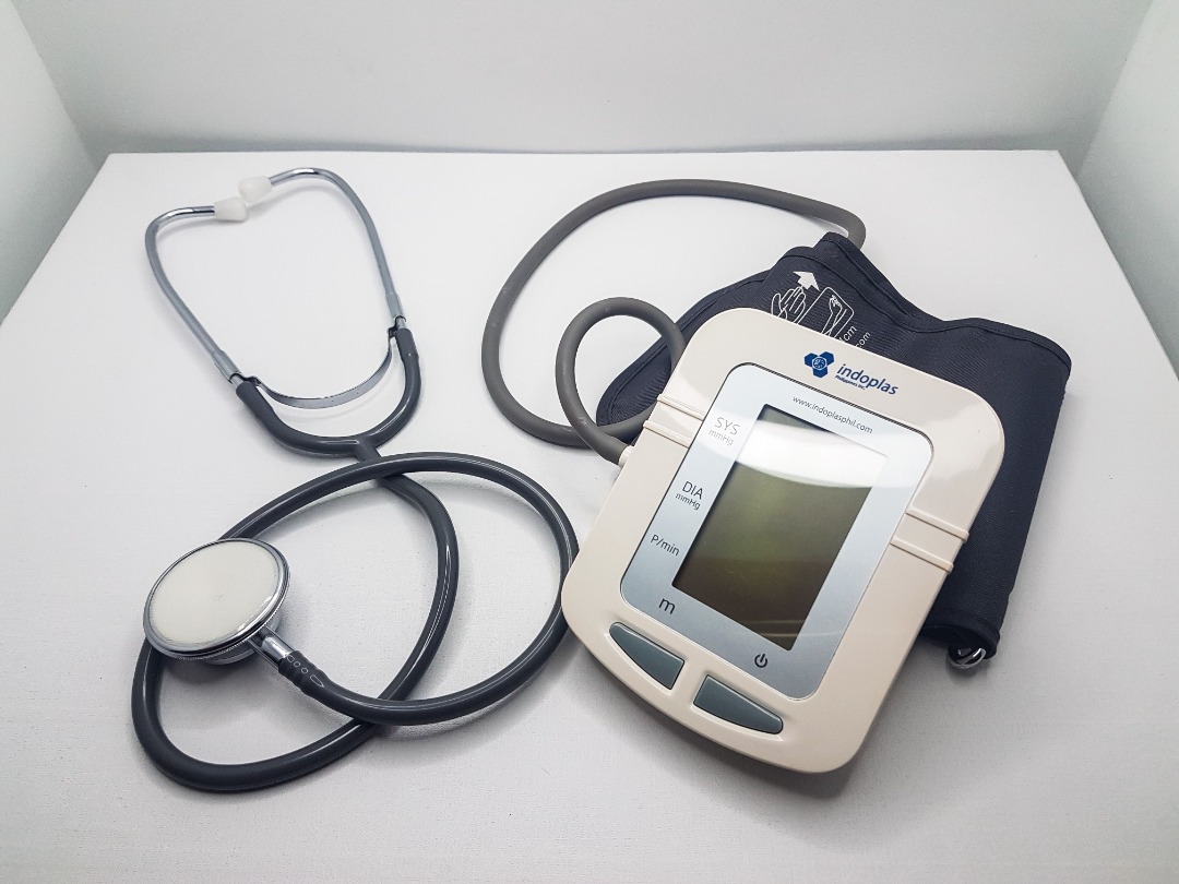 ALPK2 Stethoscope and Indoplas BP105 Digital BP Monitor on Carousell