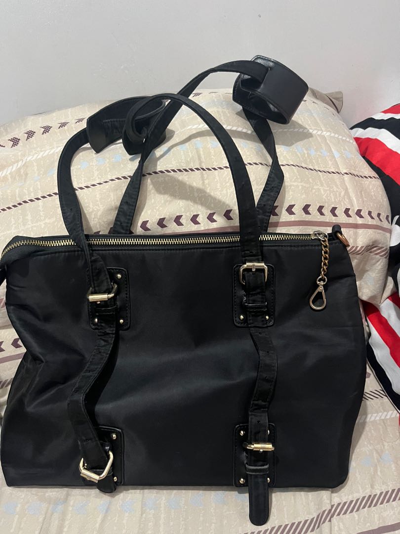 ALT MANILA, Women's Fashion, Bags & Wallets, Shoulder Bags on Carousell