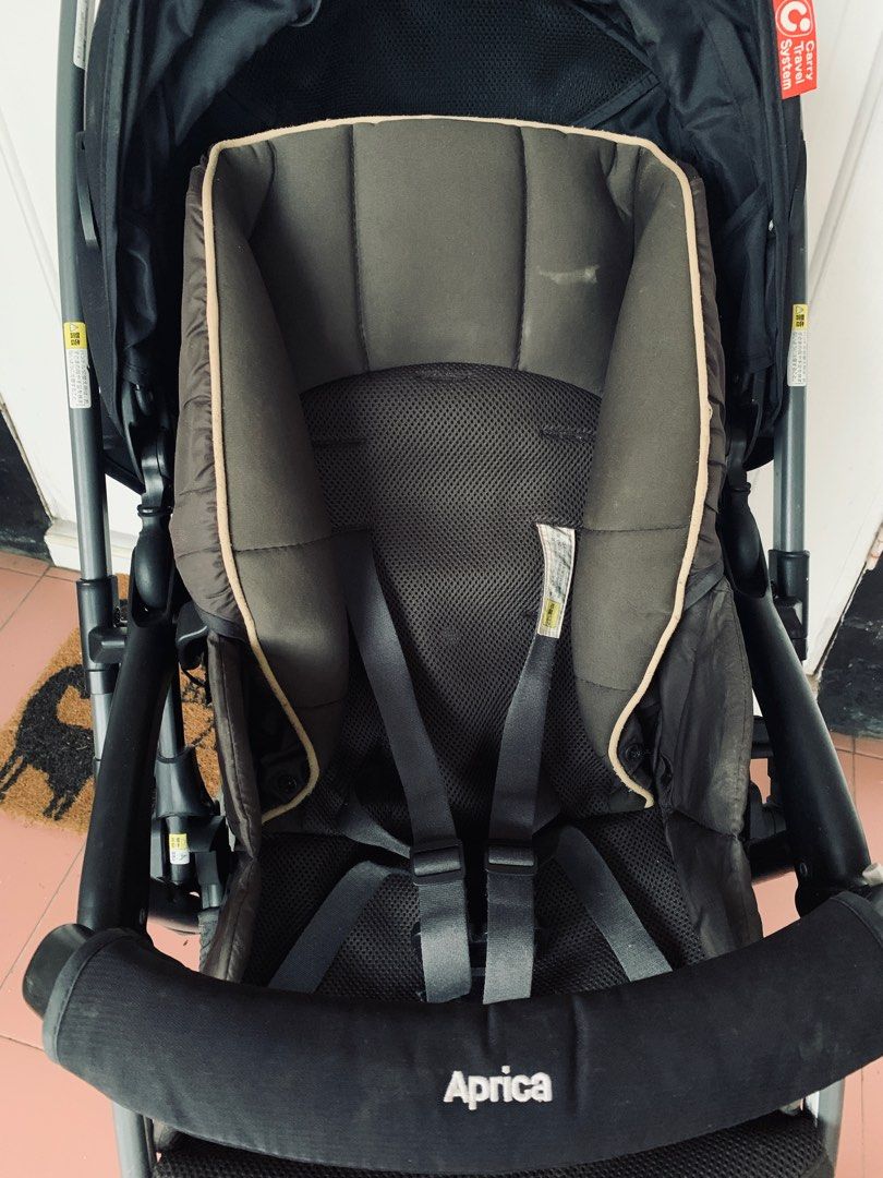 APRICA LUXUNA Light Stroller (Black), Babies & Kids, Going Out ...