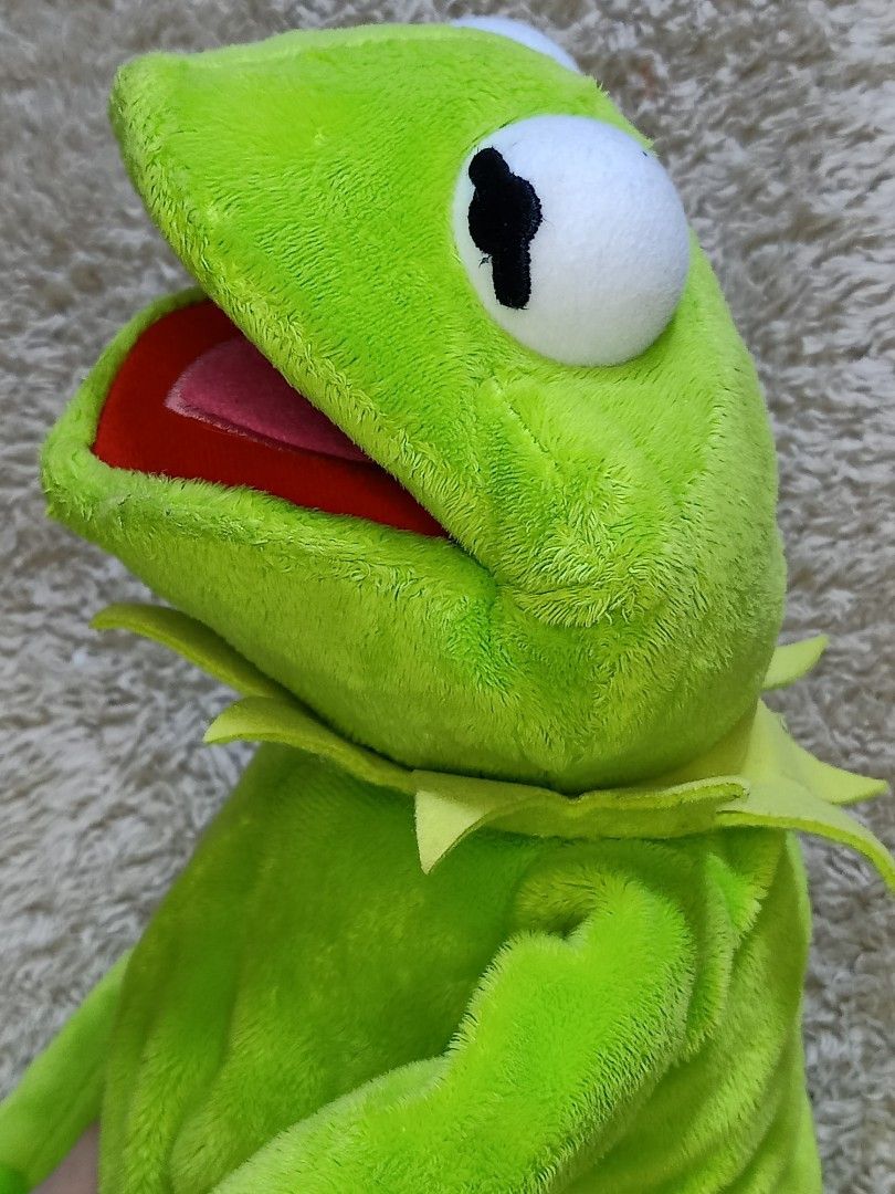 AUTHENTIC SESAME STREET KERMIT THE FROG BY DISNEY, Hobbies & Toys, Toys ...