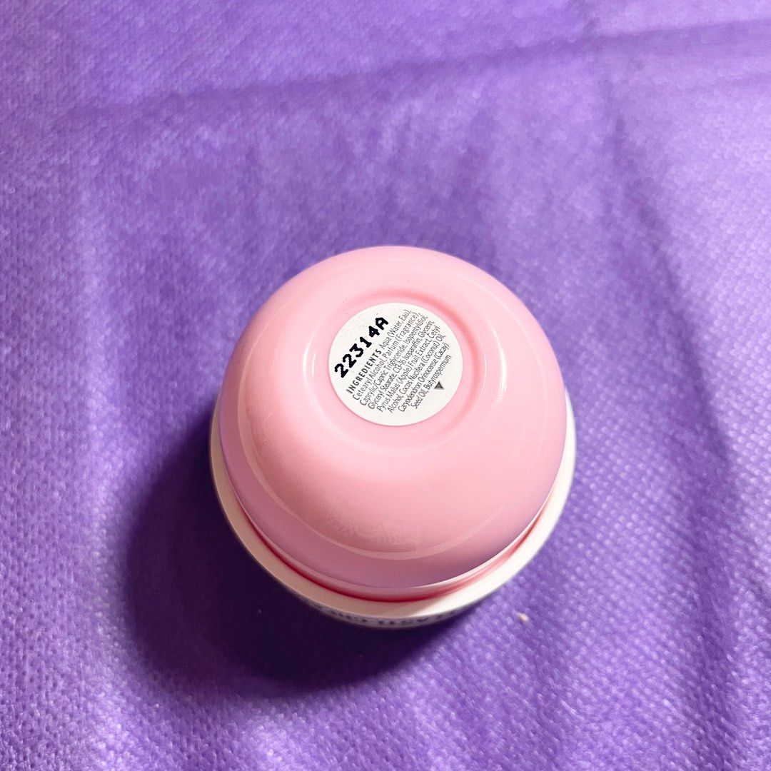 AUTHENTIC Sol de janeiro beija flor elasti body cream moisturizer on ...