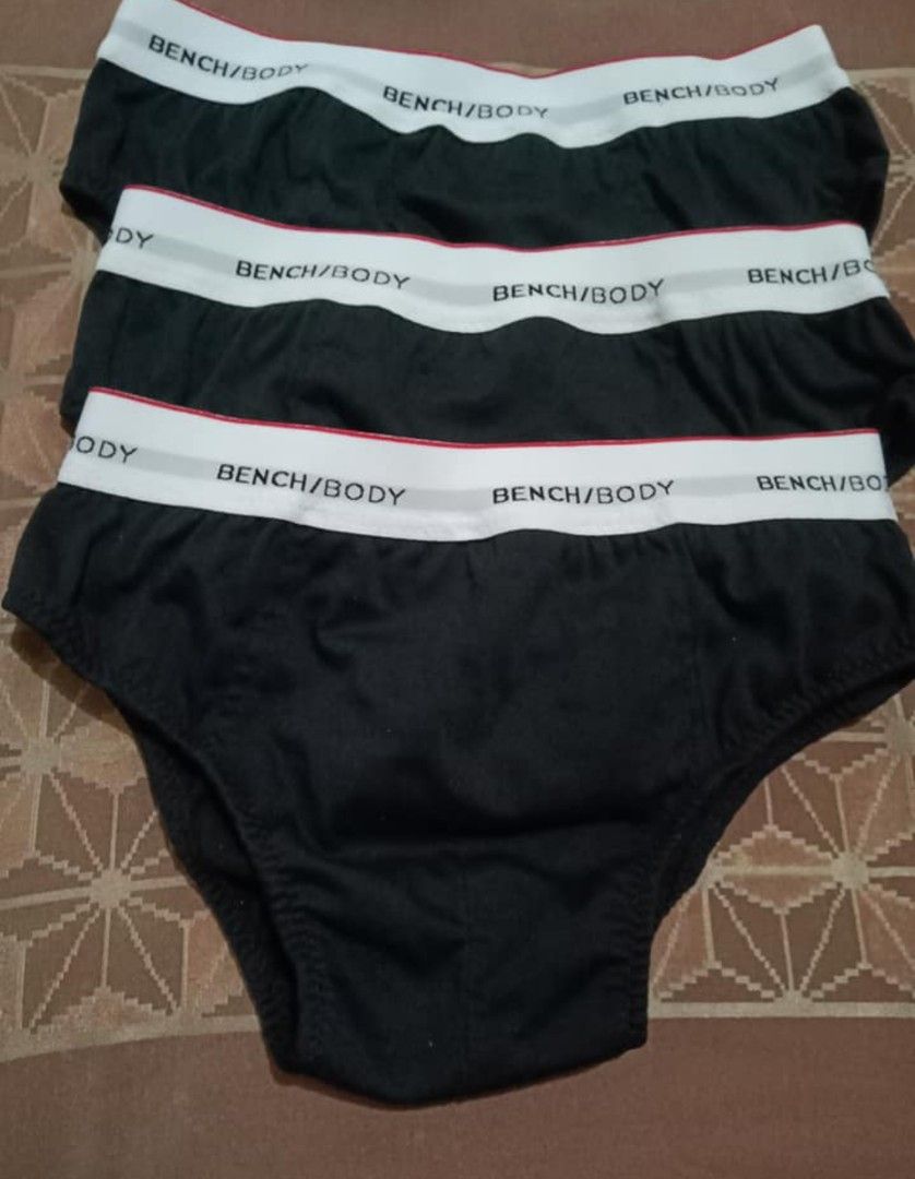 Bench Brief 3 pieces on Carousell