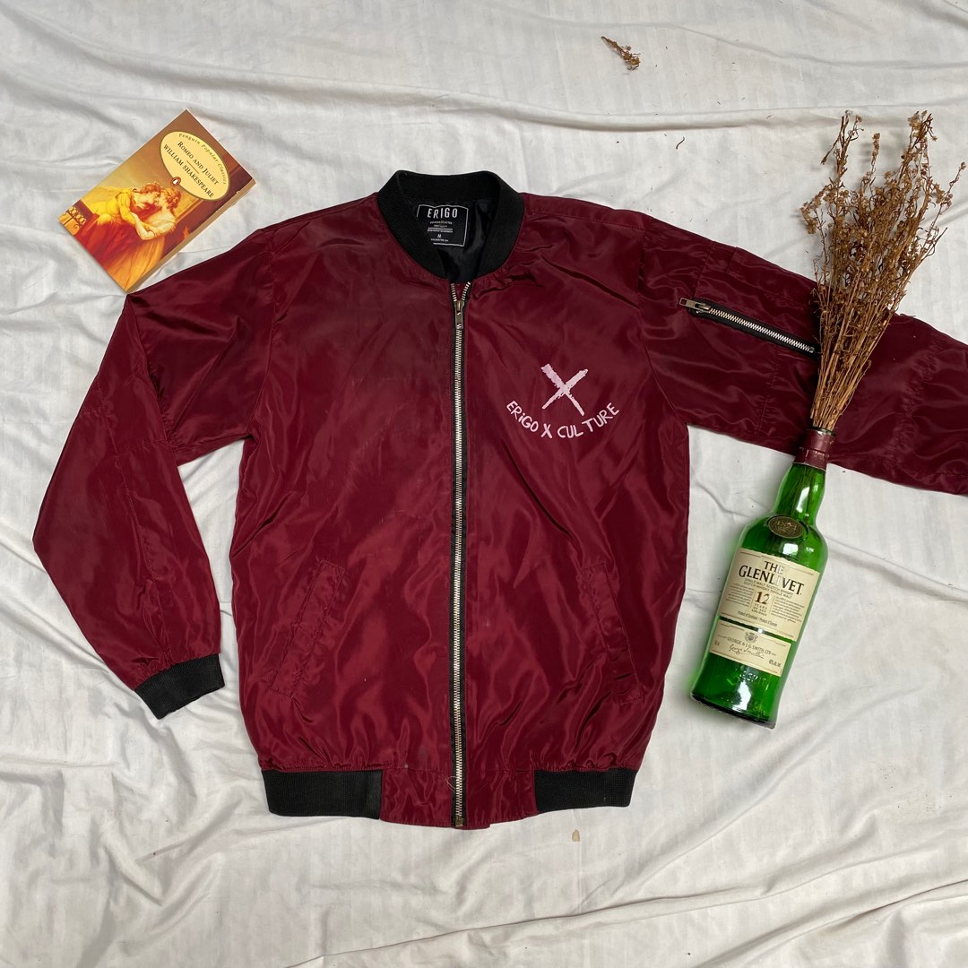 Bomber Jacket Erigo ORI, Fesyen Wanita, Pakaian Wanita, Baju Luaran di ...