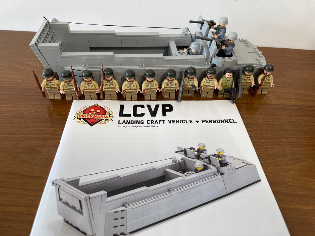 Brickmania ww2 Lego LCVP plus minifigs and brickarms, 興趣及遊戲, 玩具 & 遊戲類 ...