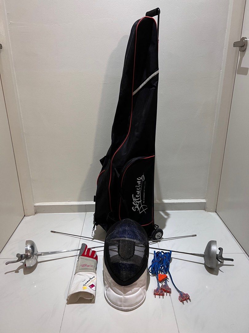 Complete fencing gear, Sports Equipment, Other Sports Equipment and ...