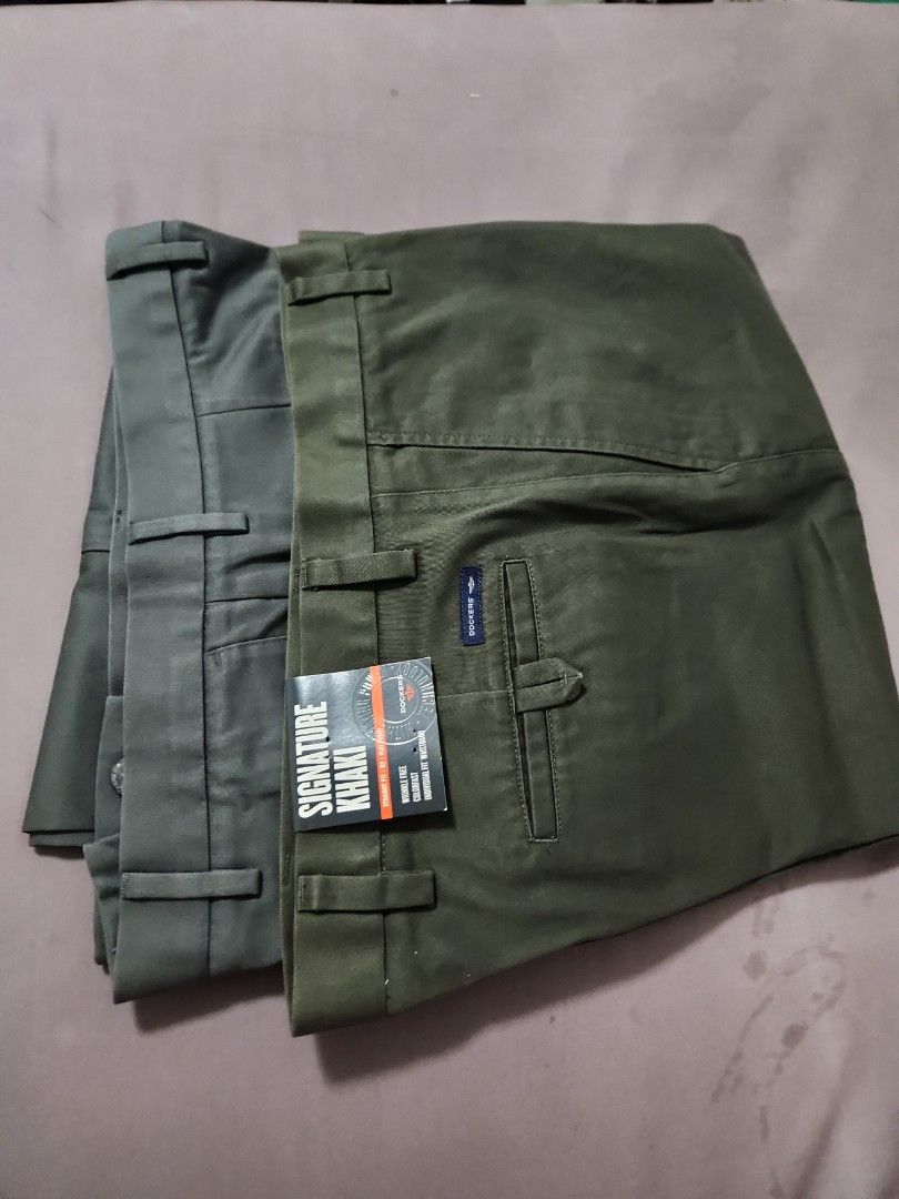 Dockers Signature Khaki, Men's Fashion, Bottoms, Trousers on Carousell