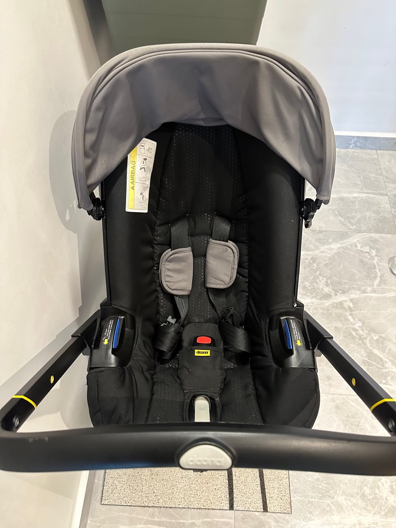 Doona Stoller (Original), Babies & Kids, Going Out, Strollers on Carousell