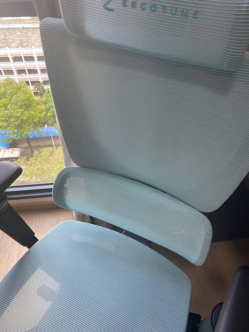 Ergotune Supreme ergonomic work chair, Furniture & Home Living ...