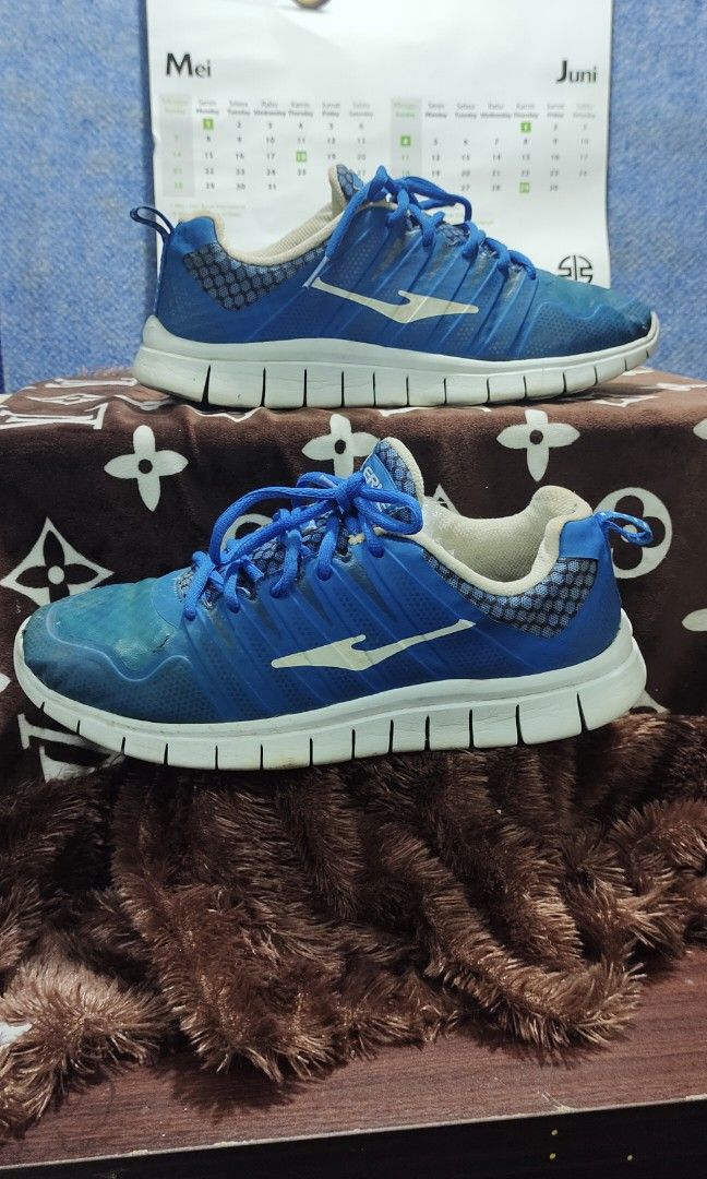 ERKE sepatu Superbrands second branded impor ada tag/42/27cm/Made in ...