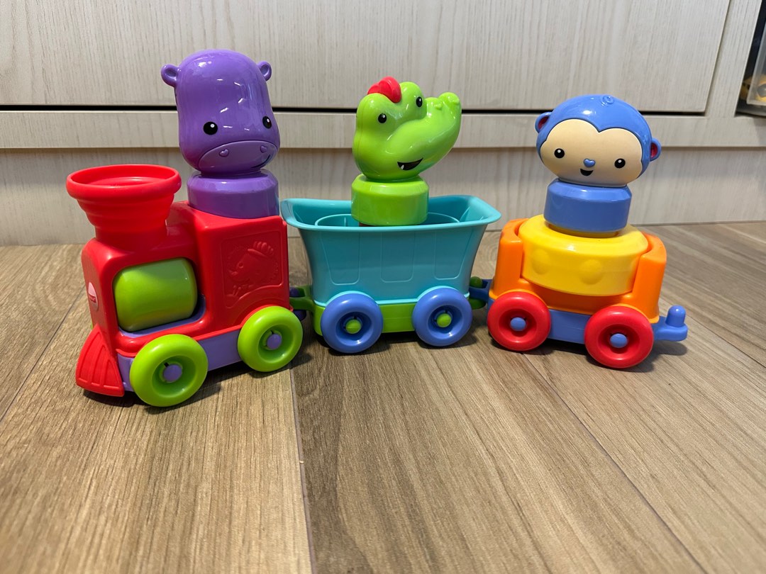 Fisher-Price Silly Safari Rattle & Roll Animal Train, Babies & Kids ...