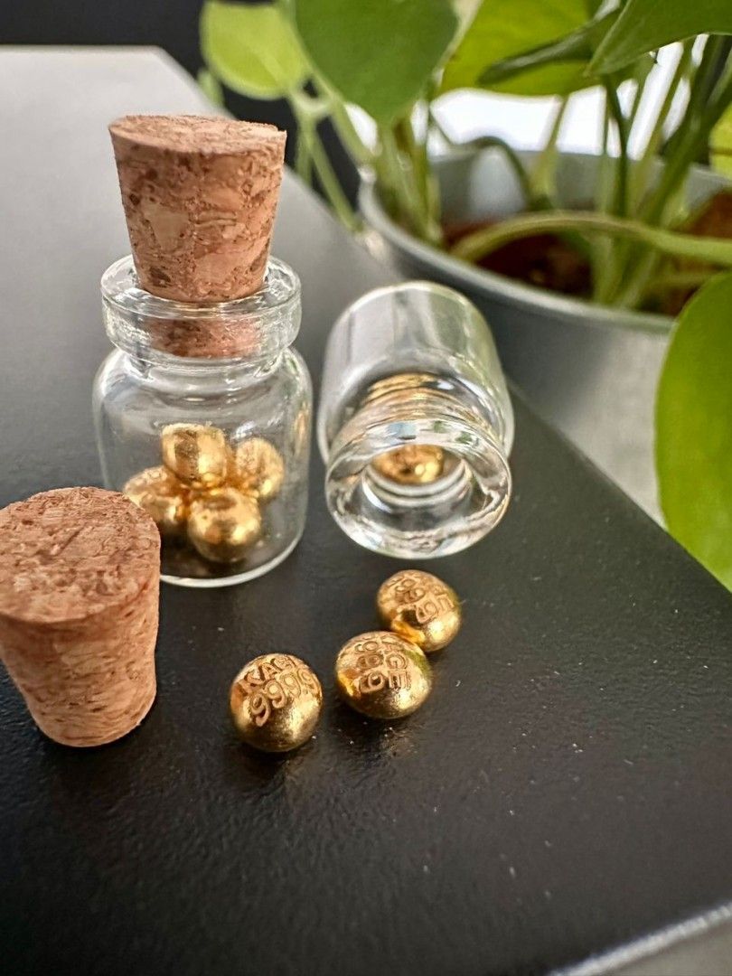 GOLD BEANS 999.9, Women's Fashion, Jewelry & Organisers, Precious ...