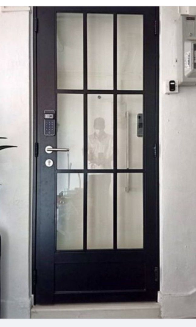 HDB/BTO tempered Glass gate 3x7/4x7 free installation,dismantle ...