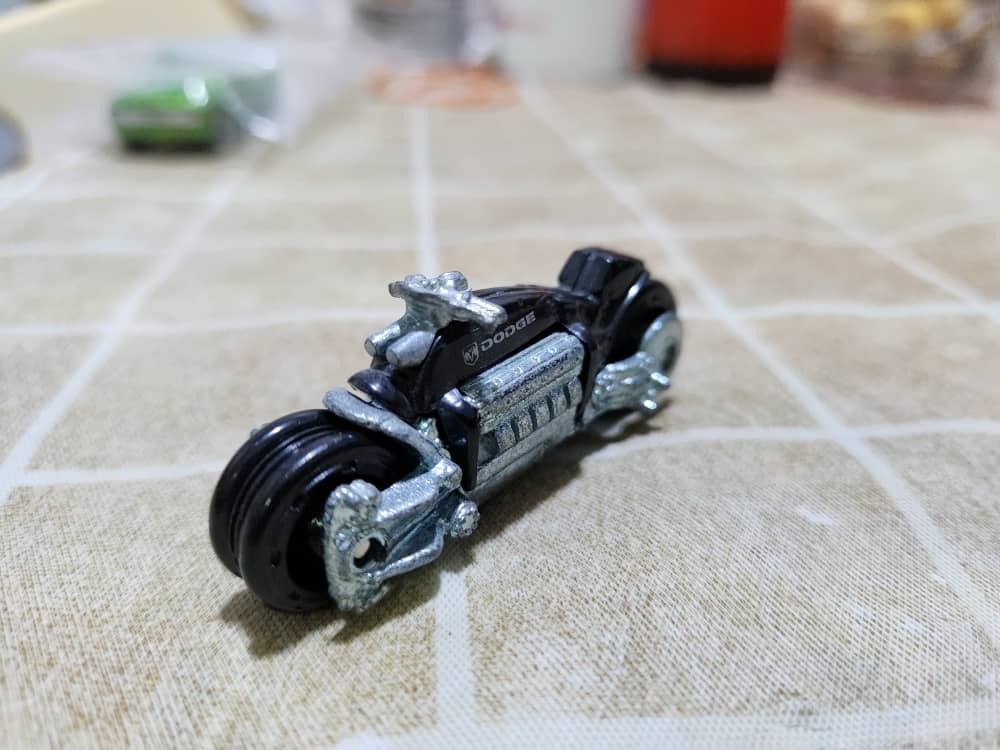 Hot Wheels Dodge Tomahawk Black Silver, Hobbies & Toys, Toys & Games on ...