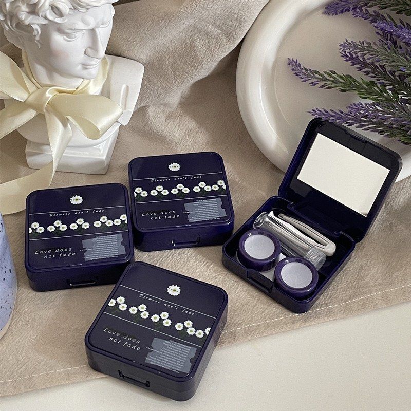 Lens case, Beauty & Personal Care, Vision Care on Carousell