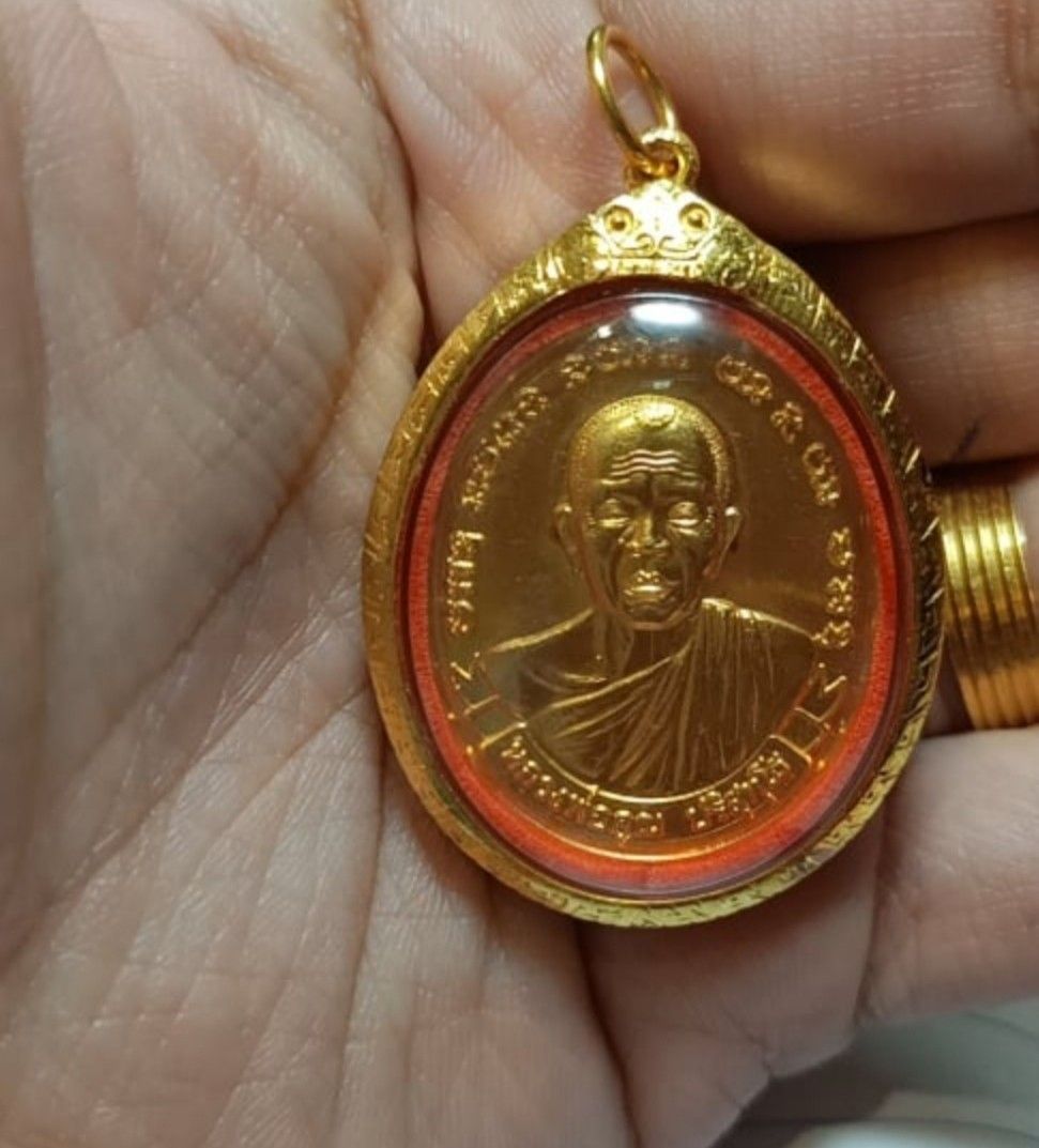 Lp koon full solid gold amulet, Hobbies & Toys, Memorabilia ...