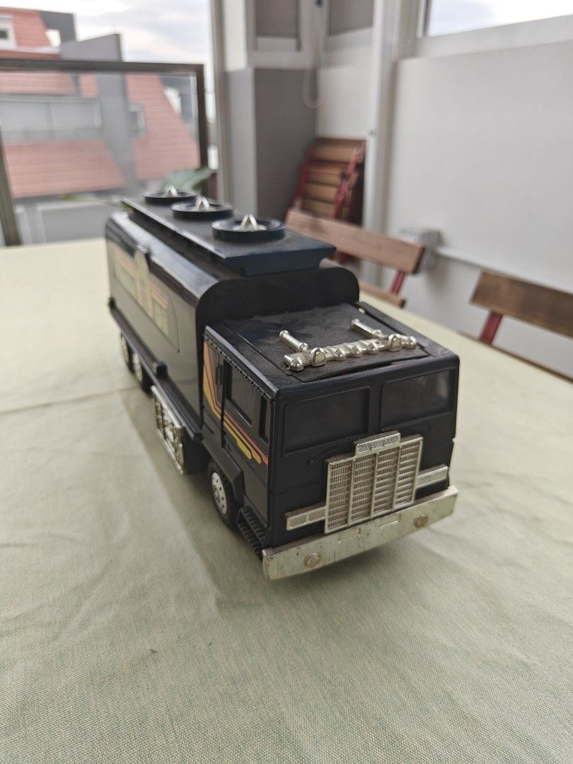 M.A.S.K Outlaw Mask Truck Snake Oil, Hobbies & Toys, Toys & Games on ...