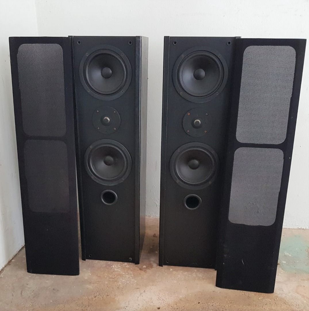 MB Quart Speaker System, 150 Watts, USA, 3-Way Loudspeakers, Model QL 40C, Solid Casing, 35.8 ...