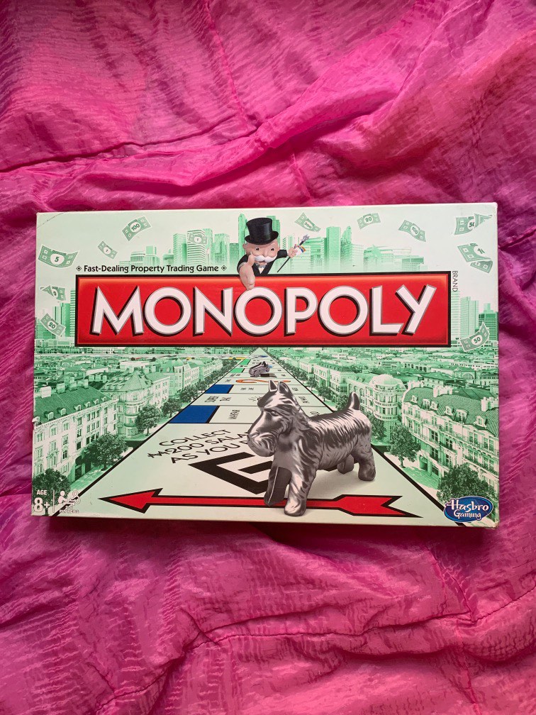 Monopoly regular version, Hobbies & Toys, Toys & Games on Carousell