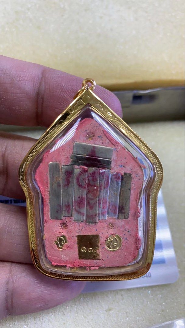 名称：Phra Khunpen Prai Mae Phairin 师傅：LP Sompong 庙名：Wat Thep Charoen 材料 ...