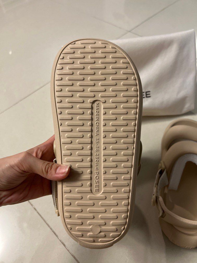 POSEE SANDALS, Women's Fashion, Footwear, Flats on Carousell