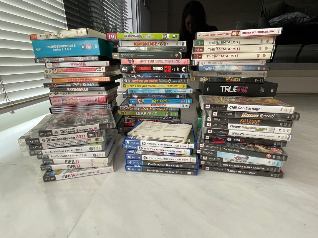 PSP games and DVDs, Hobbies & Toys, Music & Media, CDs & DVDs on Carousell