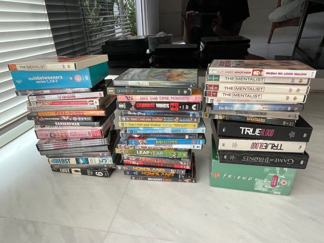 PSP games and DVDs, Hobbies & Toys, Music & Media, CDs & DVDs on Carousell