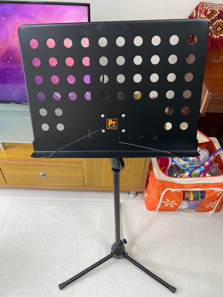 Score stand, Hobbies & Toys, Music & Media, Music Accessories on Carousell