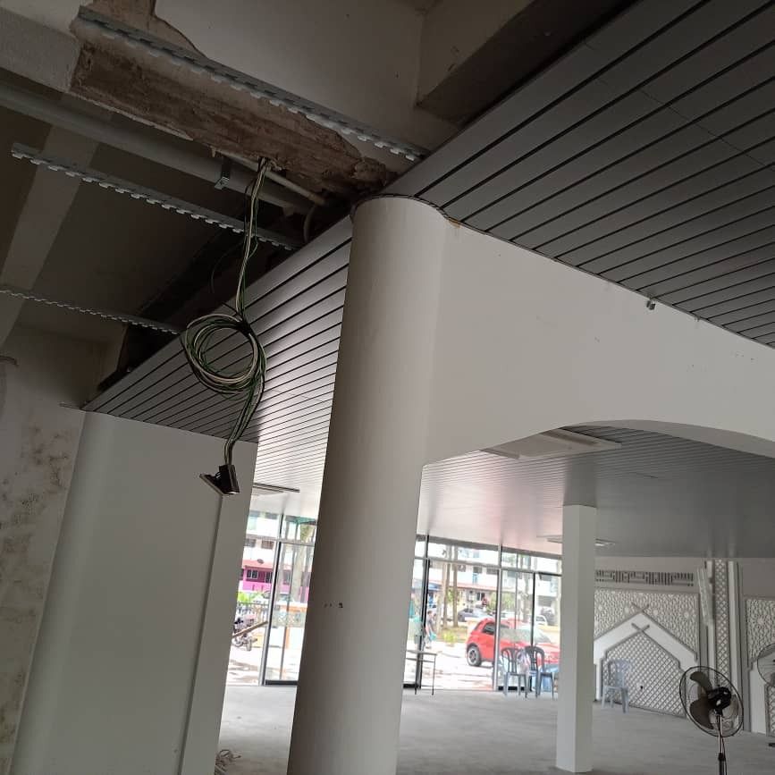SILING JENIS ALUMINIUM STRIP l ceiling strip aluminium install ...