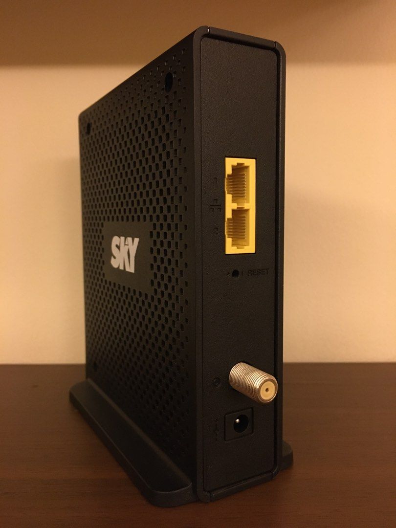 Sky cable technicolor TC7200.d2P modem, Computers & Tech, Parts ...