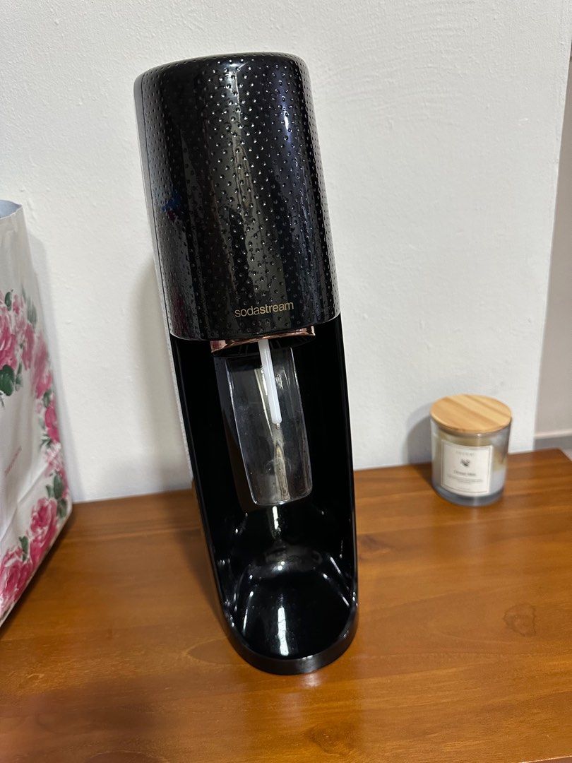 Sodastream Rose gold (sparkling water machine), TV & Home Appliances ...