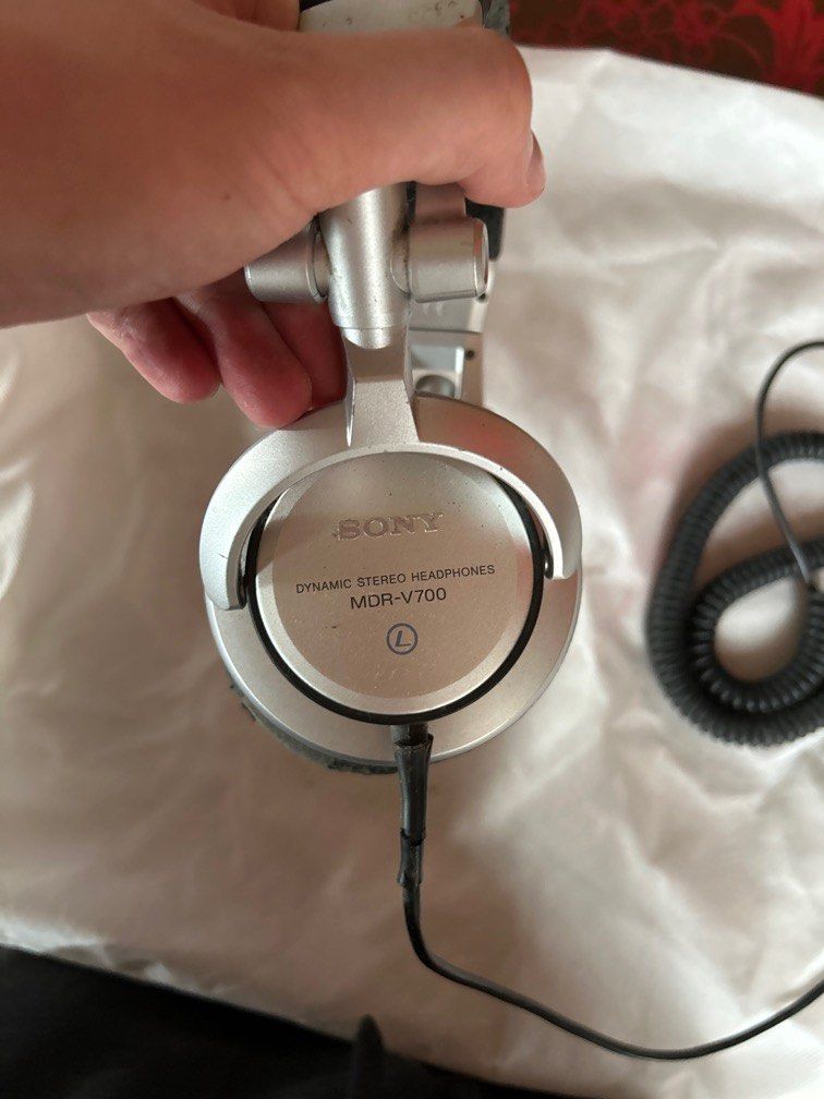 Sony MDR-V700, 音響器材, 耳機 - Carousell