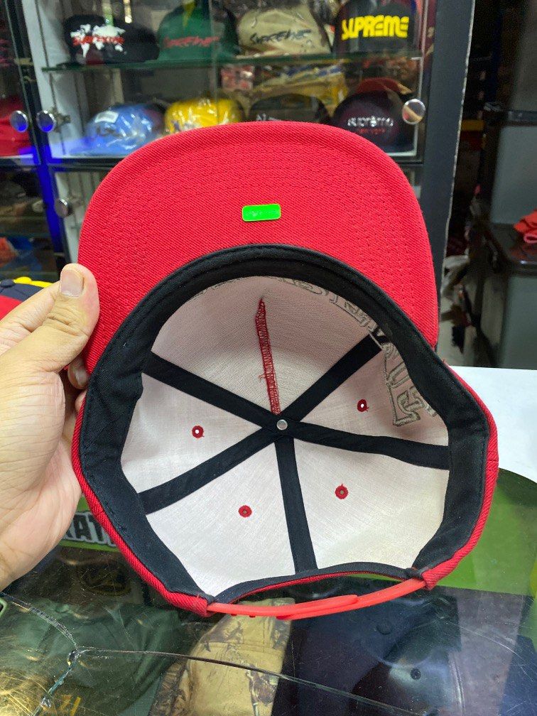 Supreme Snapback Hat, Men's Fashion, Watches & Accessories, Cap & Hats ...