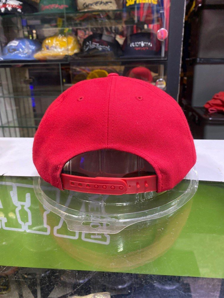 Supreme Snapback Hat, Men's Fashion, Watches & Accessories, Cap & Hats ...