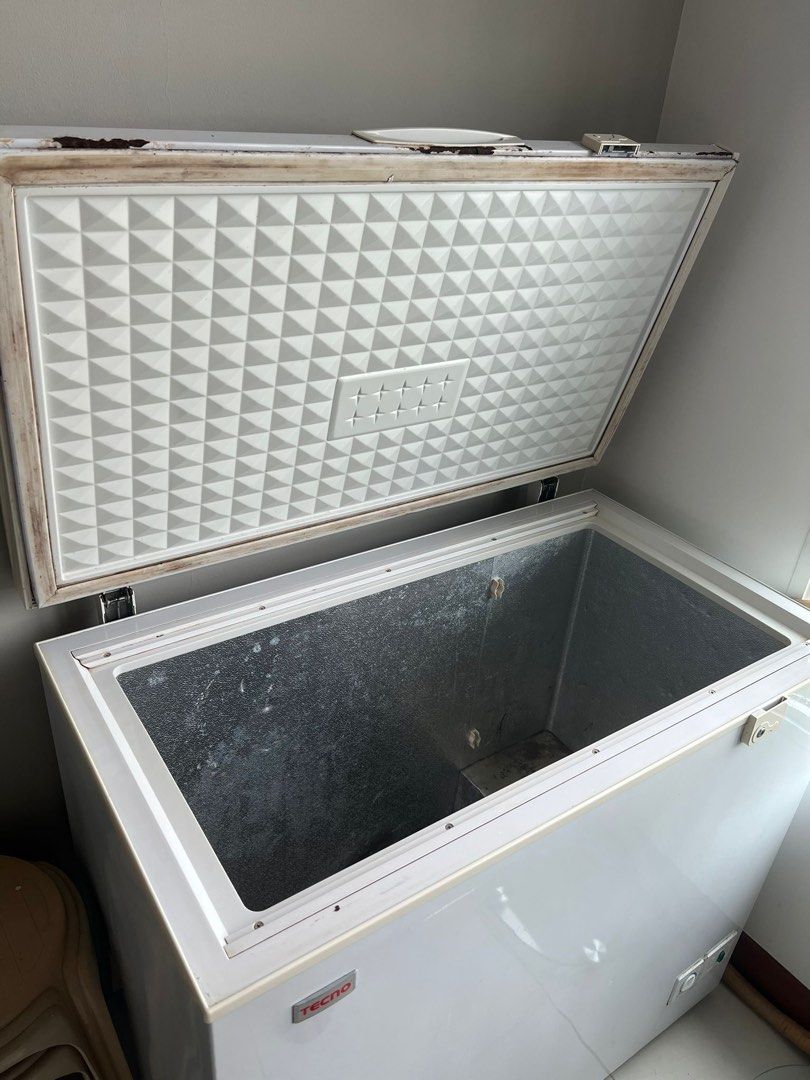 Tecno 280L Chest Freezer, TV & Home Appliances, Other Home Appliances ...