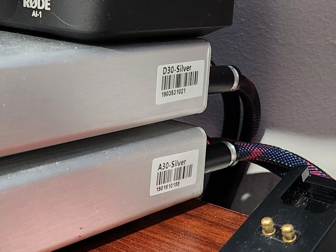 Topping D30 DAC and A30 Headphone Amplifier Stack, Audio, Other Audio ...