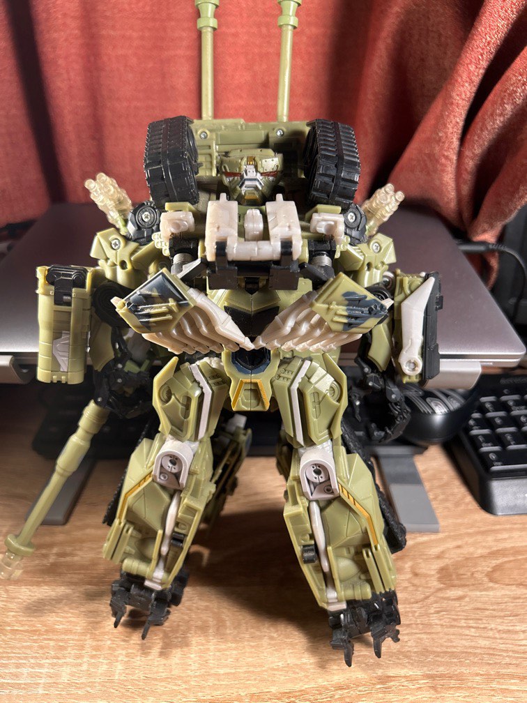 Transformers Brawl leader class (1st movie) on Carousell