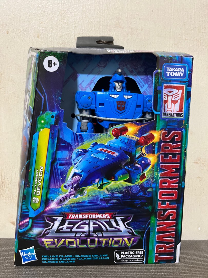 Transformers legacy deluxe Devcon, Hobbies & Toys, Toys & Games on ...