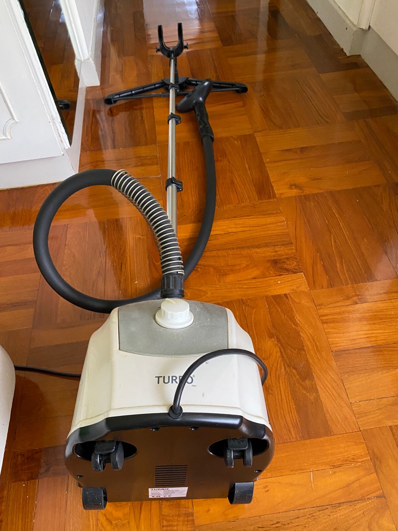 TURBO Garment Steamer TGS-160, 家庭電器, 熨斗及掛熨機 - Carousell