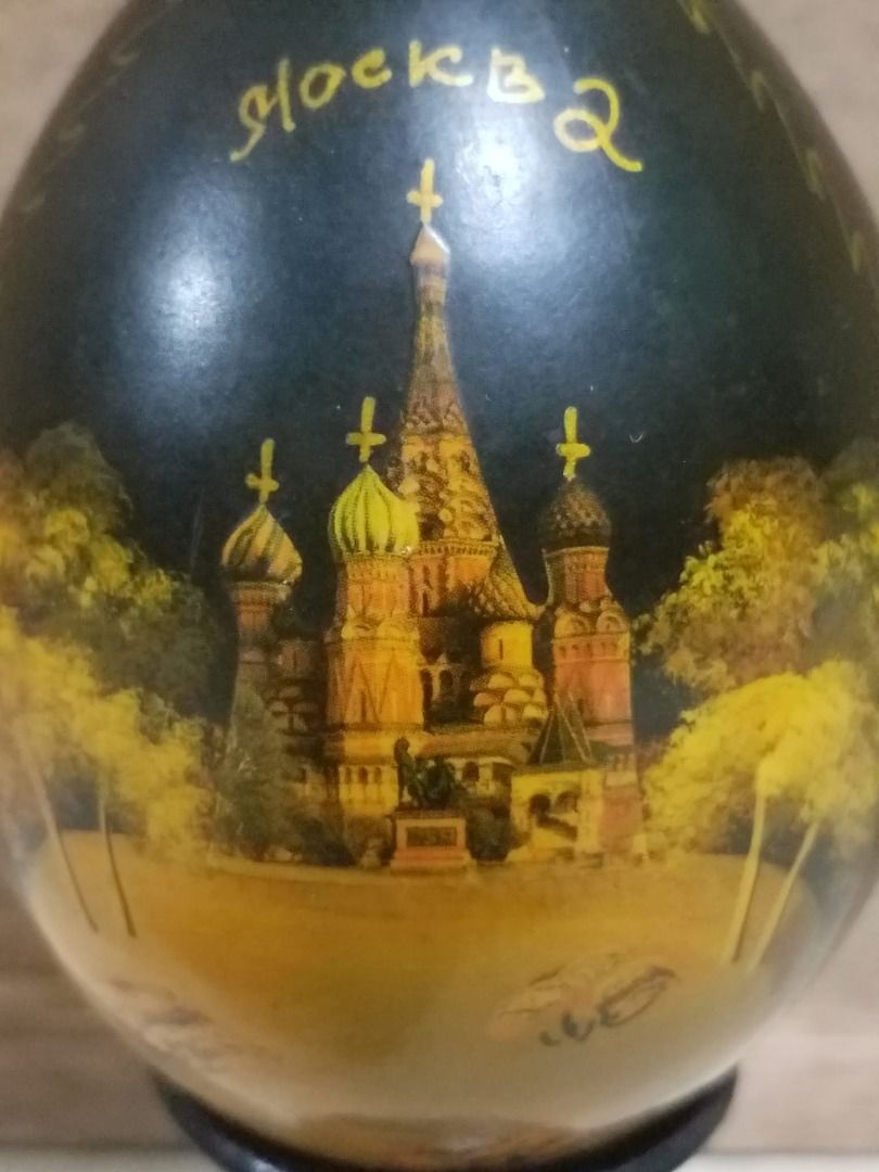 Vintage Russian Hand Painted Wooden Egg, Desain & Kerajinan Tangan ...