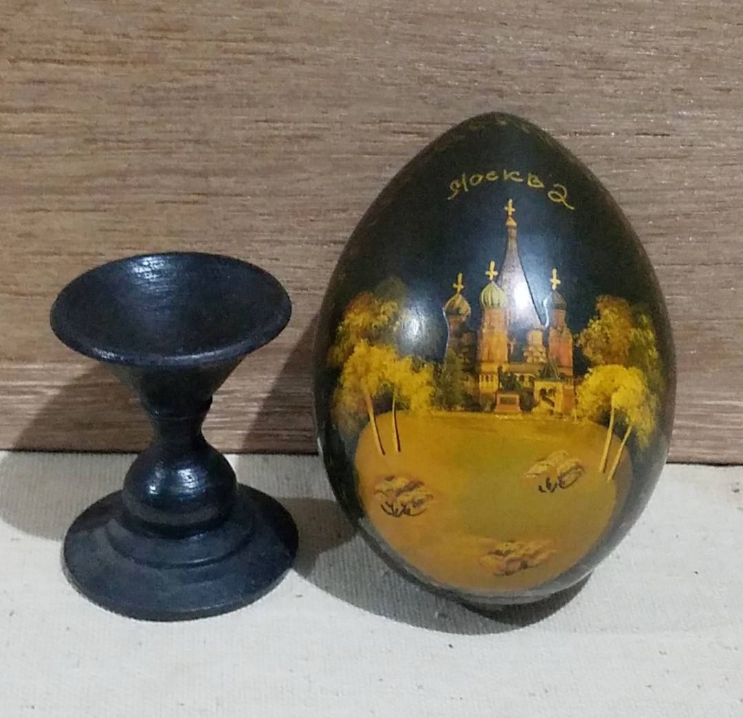 Vintage Russian Hand Painted Wooden Egg, Desain & Kerajinan Tangan ...